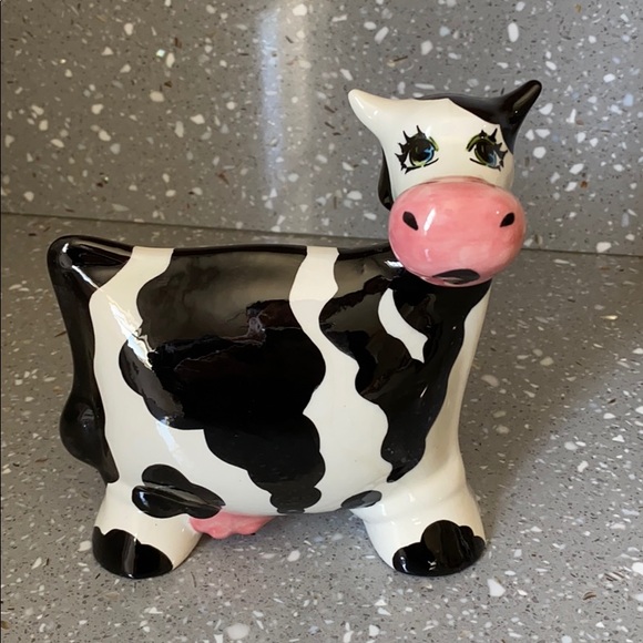Turov hand crafted ceramic cow sculpture - munimoro.gob.pe